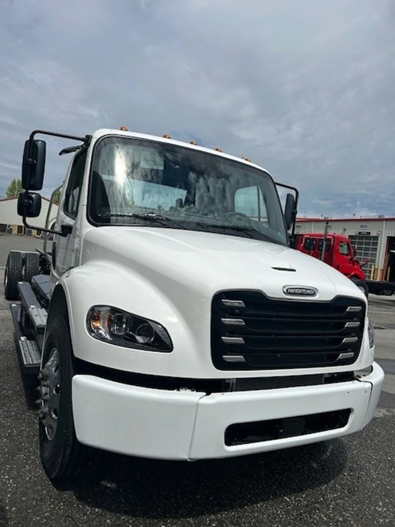 FREIGHTLINER EM106 2024 | Velocity Truck Centres Canada Velocity Truck ...
