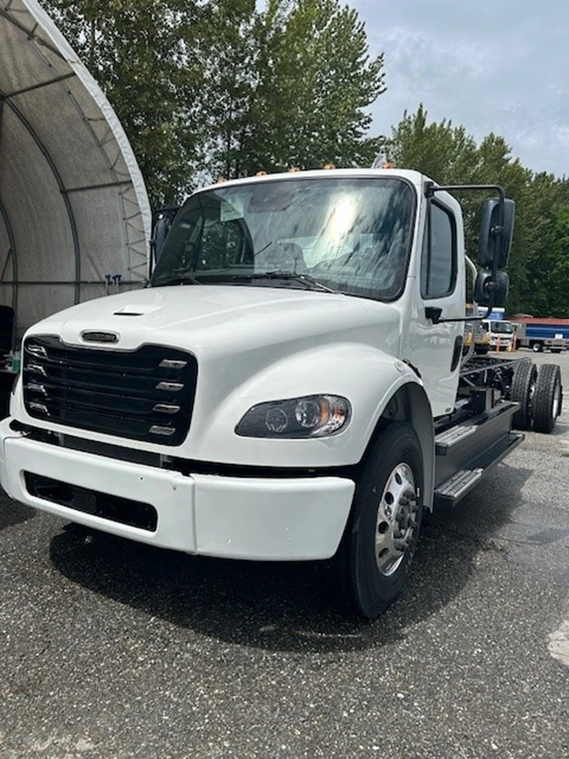 FREIGHTLINER EM106 2024 | Velocity Truck Centres Canada Velocity Truck ...